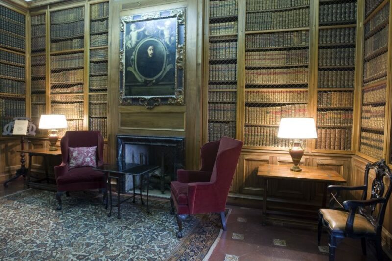 Córdoba: Viana Palace Gardens and Patios Entry Ticket - The Sum Up