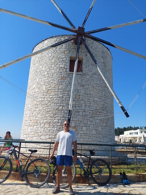 Corfu: Food tour on a bicycle-old town,suburbs & hidden gems - Key Points