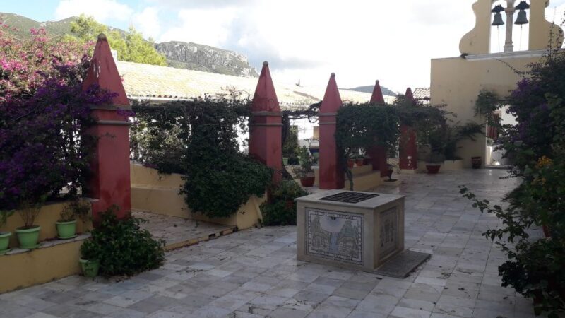 Corfu: Sightseeing tour in Corfu, small group - Olive Oil Tasting Experience