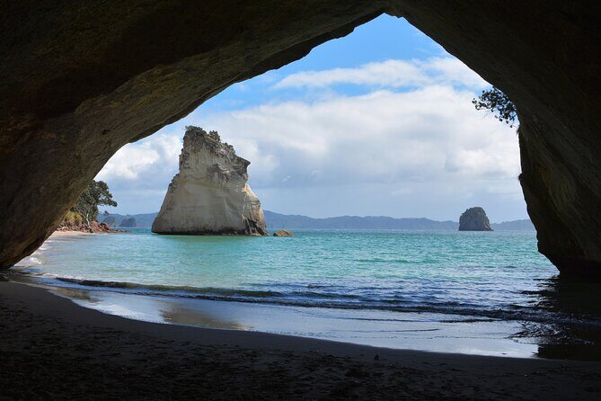 Coromandel Cathedral Cove and Hot Water Beach Tour from Auckland - Key Points