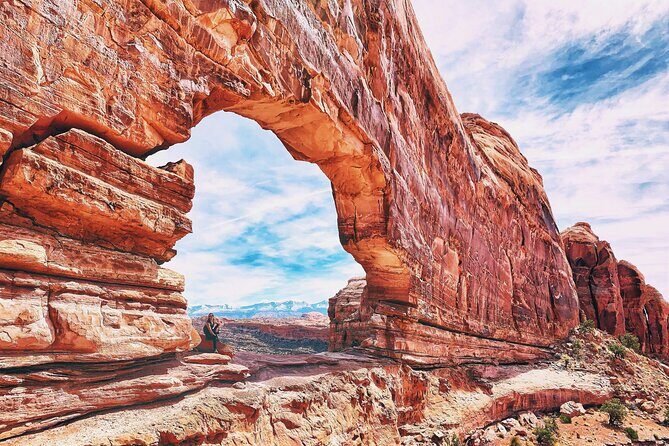 Corona Arch & Canyon Run Heli Tour - 20 minutes - Who Would Love This Tour?