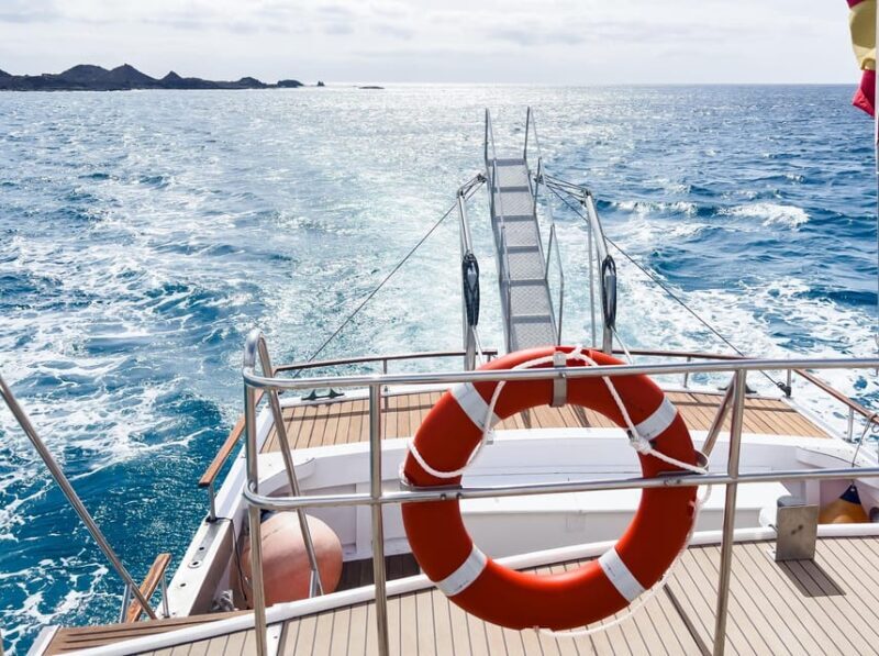 Corralejo: Return Ferry Ticket to Lobos Island Fuerteventura - Corralejo: Return Ferry Ticket to Lobos Island Fuerteventura