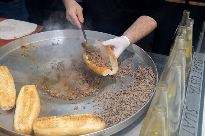 Cosmopolitan Kurtulu: Istanbuls Neighborhood of Taste - Key Points