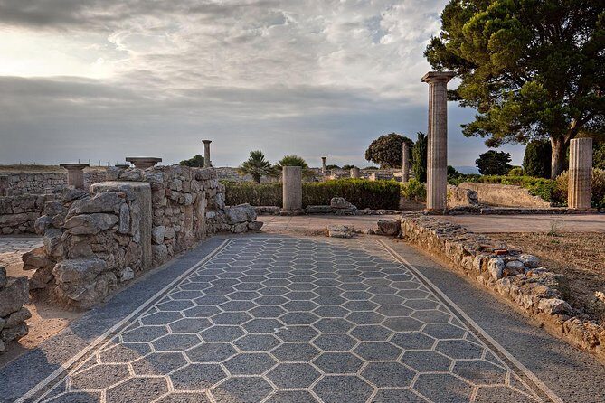 Costa Brava and Empuries Small Group Tour with Hotel Pick-Up and Boat Ride - Who Is This Tour Best For?