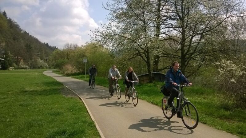 Countryside Bike Tour From Prague To Karlstejn Castle - Review Snippets and Practical Tips  