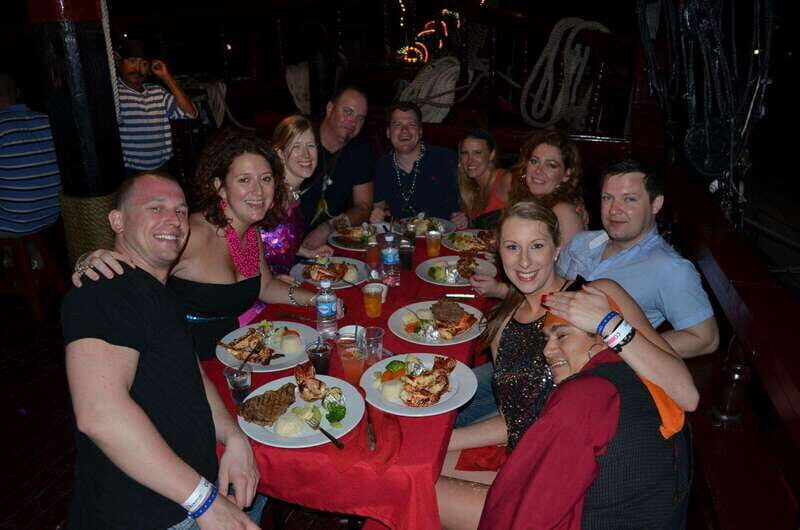 Cozumel: Pirate Ship Cruise with Open Bar, Dinner, and Show - Who Should Consider This Tour?