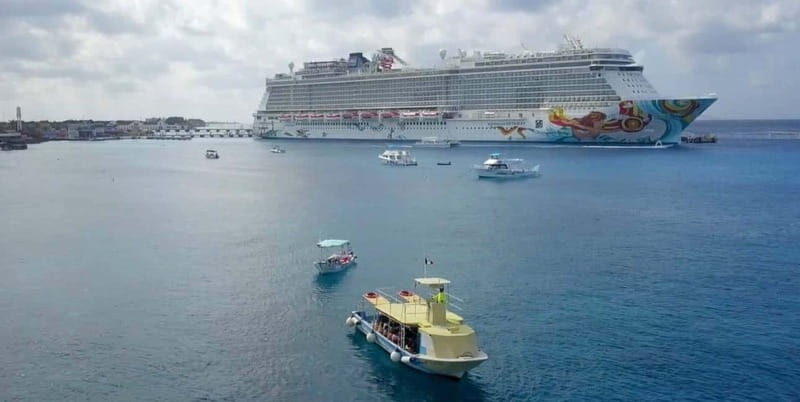 Cozumel: Private VIP Glass Bottom-Boat and Snorkeling Tour - The Itinerary: How the Day Unfolds