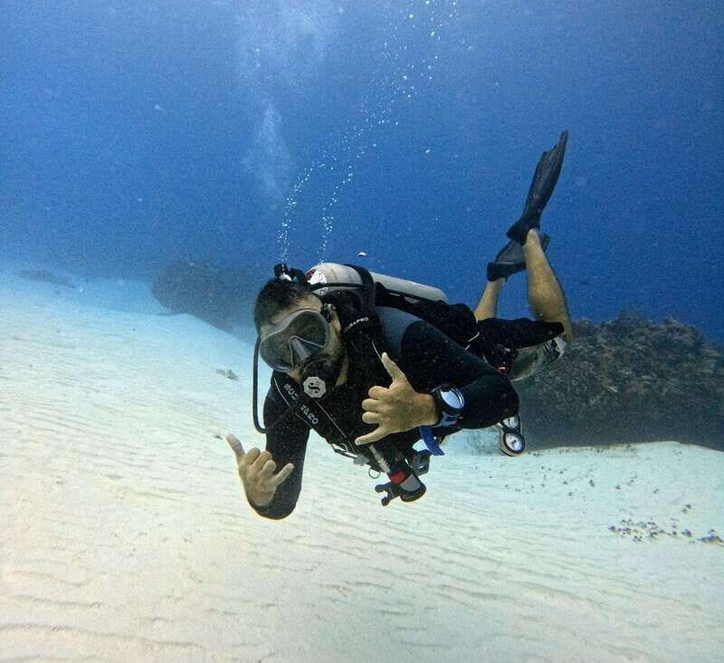 Cozumel Scuba Diving: 2 Tanks in the National Park for certified divers - Who Would Love This Experience?