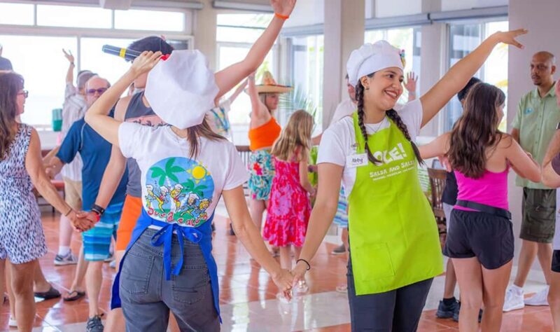 Cozumel: The Original Salsa & Salsa - What’s included and what’s not?