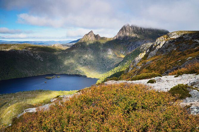 Cradle Mountain Day Tour Charter Service ( 3 days in advance - Exploring the Cradle Mountain Day Tour Charter Service: An Authentic Tasmanian Adventure