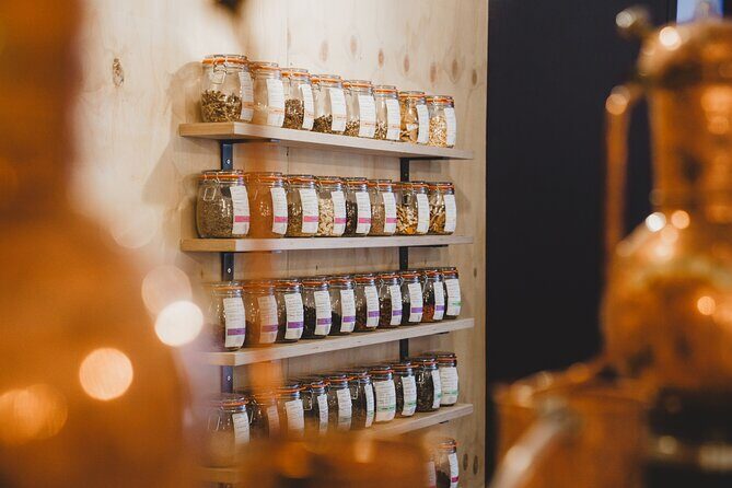 Craft Your Own Gin Experience in Stornoway - Key Points