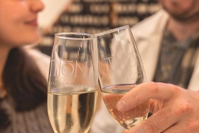 Create a Custom Perfume or Cologne in Nashville: Mix & Match - A Closer Look at the Perfume Making Experience in Nashville