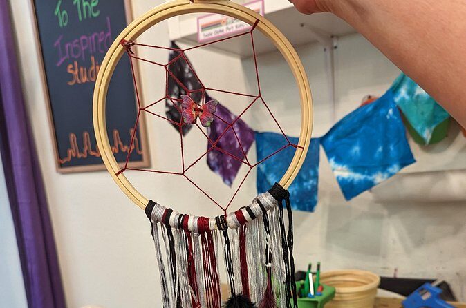 Create Your Own Positive-Thought-Catcher Art Kit in Estes Park - FAQs