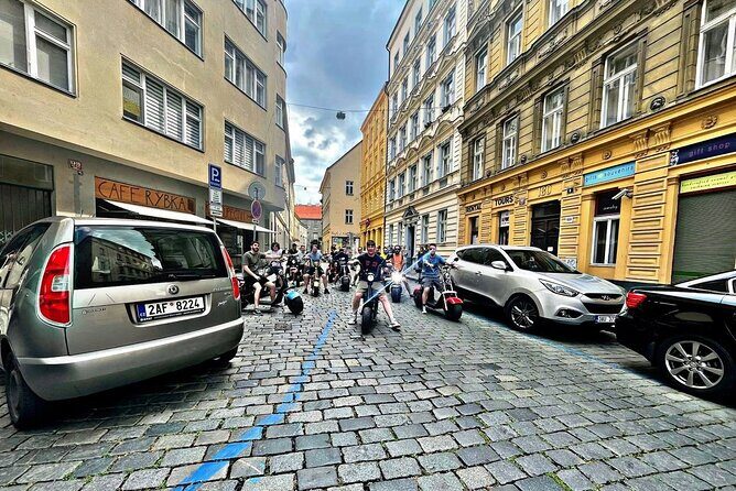 Create your own route on eScooter and enjoy Prague on wheels! - FAQ
