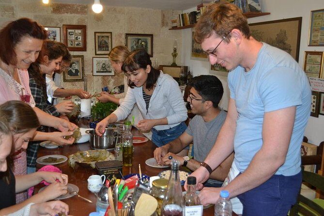 Cretan Cooking Class and Dinner: Evening in a Rethymno Home - Who Is This Tour For?