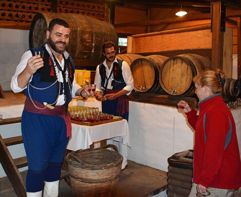 Crete: Traditional Dance Show and Buffet Dinner with Wine - FAQ