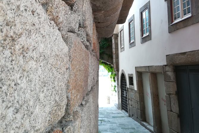 Crimes & Mysteries - The Itinerary: A Closer Look