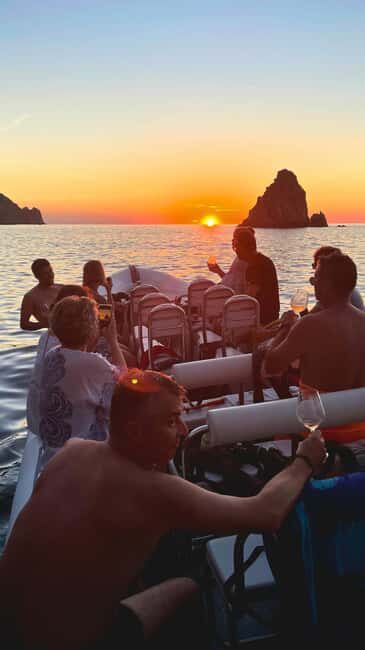 Croisière Sunset Scandola Piana Baignade bateau 12 places - An In-Depth Look at the Tour Experience
