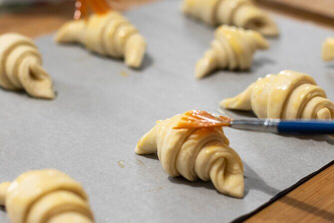Croissants Baking Class near Eiffel Tower - FAQ