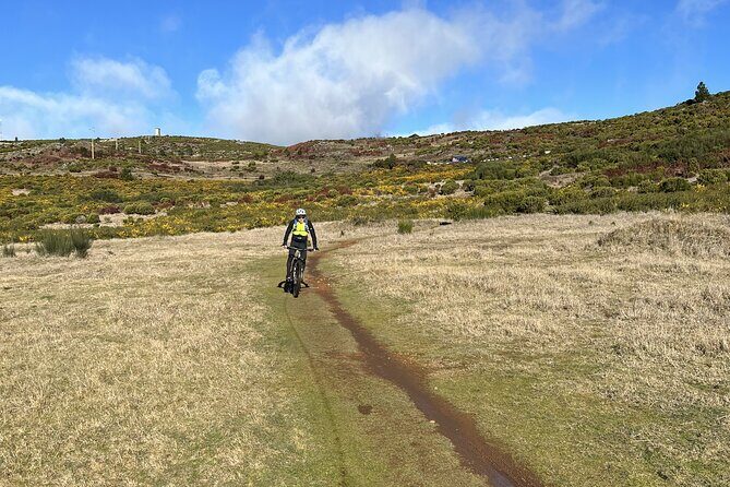 Cross Country - Moutain Bike Tour - Group Size, Timing, and Practical Details