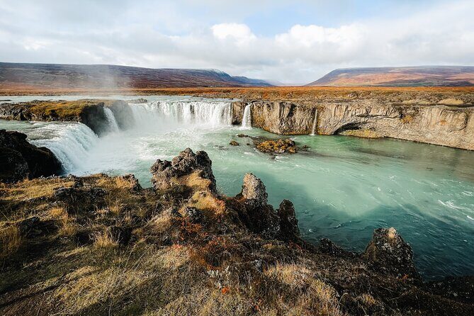 Cruise Tour Godafoss and Myvatn Lake and Baths Small Group - The Itinerary: What to Expect and Why It Matters