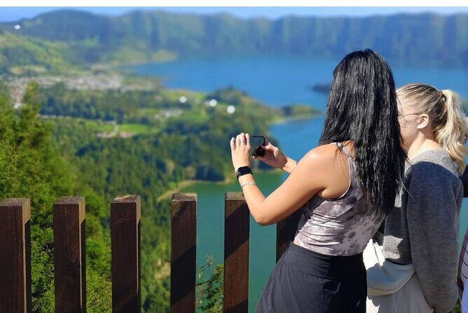 Cruise Travellers: Sete Cidades Volcano, The Blue & Green Lake - Review of the Cruise Travellers: Sete Cidades Volcano, The Blue & Green Lake Tour