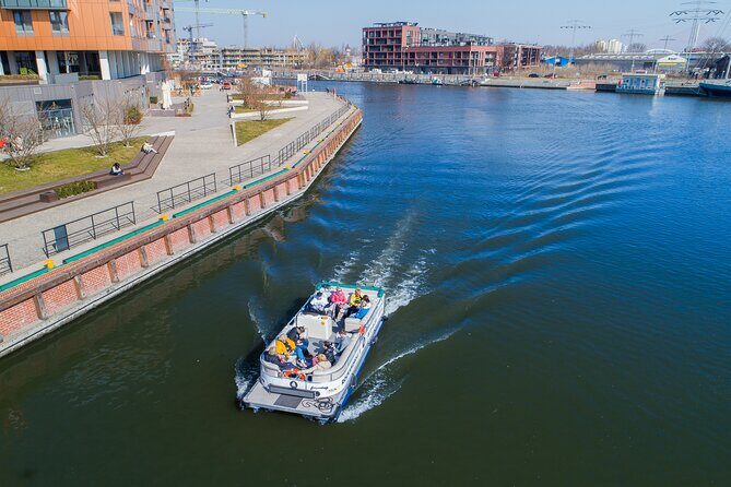 Cruises on the Motlawa River by a luxury catamaran - Gdask from the water side - What to Expect on the Day