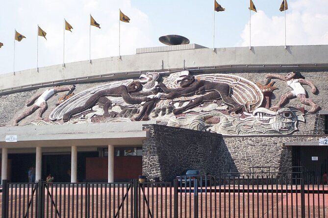 CU-Coyoacán and Xochimilco; Enjoy the Southern Colors of the CDMX - Is This Tour Worth It?