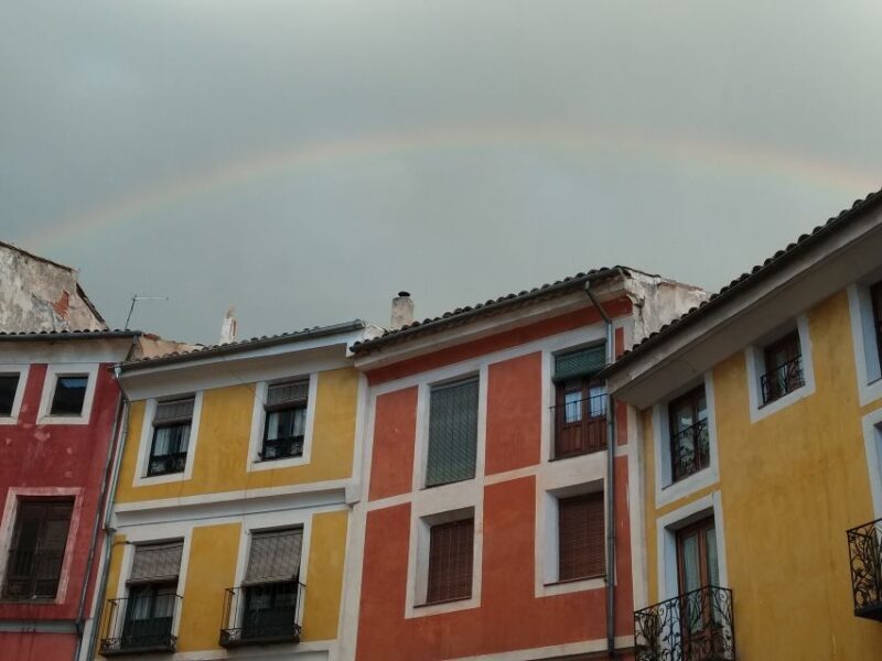 Cuenca: Nighttime Highlights Walking Tour in Spanish - What You Can Expect During the Tour