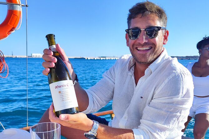 Culinary Experience on Board Classic Sailboat in Palma - Key Points  