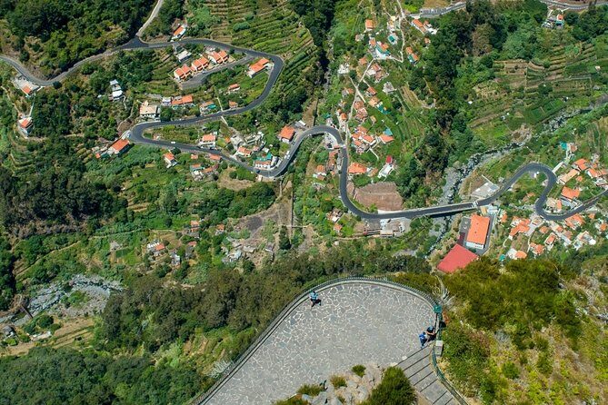 Curral das Freiras & Peaks 4WD Tour - What’s Included and What’s Not