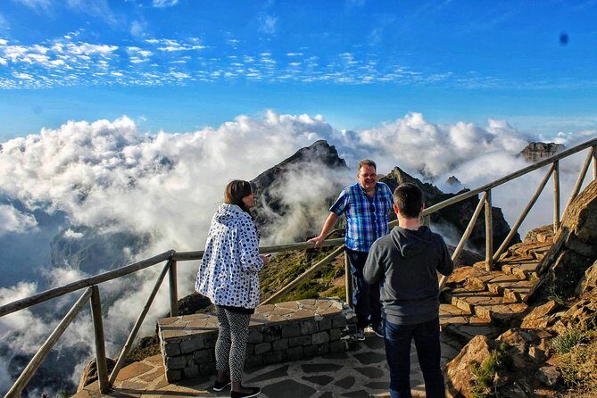 Curral das Freiras & Peaks 4WD Tour - Transportation and Group Size