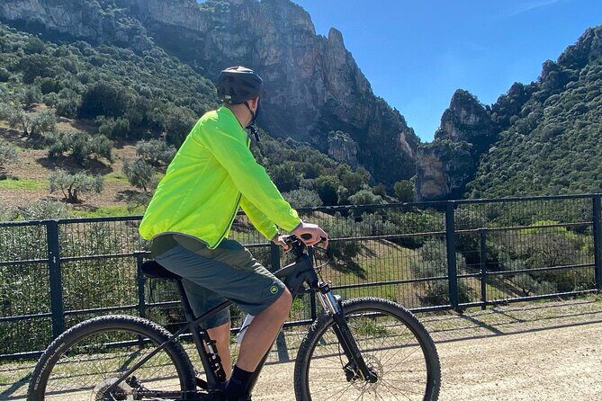 Cycling - Via Verde de la Sierra - Easy Difficulty - Ronda - Key Points