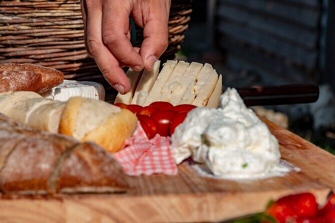 Czech garnet panning, scenic drive, farm & cheese, lunch & beer - Considerations and Who It’s Best For