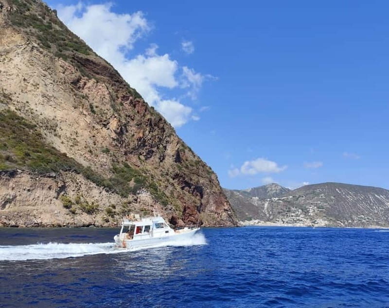 Da Lipari: Tour in Barca Panarea & Stromboli PICCOLO GRUPPO - An In-Depth Look at the Experience