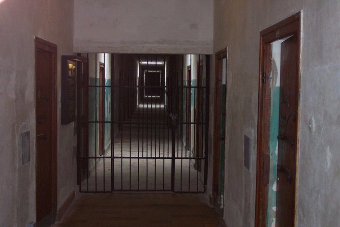 Dachau Concentration Camp Memorial Tour with Train from Munich - Final Thoughts