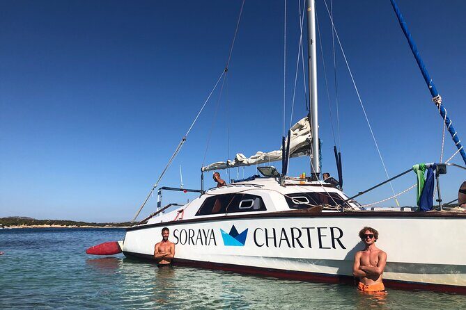 Daily cruise on a sailing catamaran on the La Maddalena archipelago - The Crew and Guide Experience