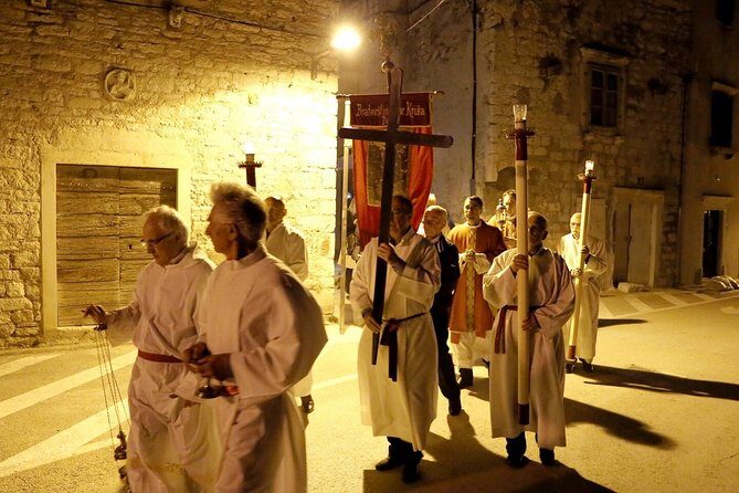 Daily or night walking tour through Medieval ibenik - A Deep Dive Into the Medieval Experience