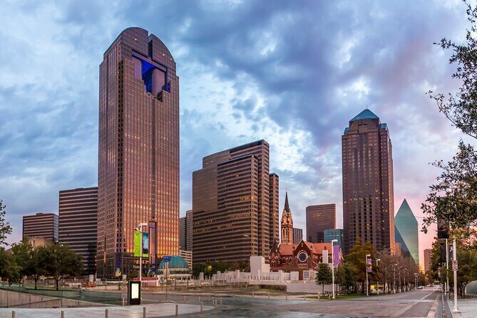 Dallas Whispers of Romance: A Couples Stroll - FAQ