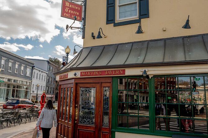 Dark History: Georgetown Spies, Lies, & Politics Walking Tour - The Itinerary: What to Expect