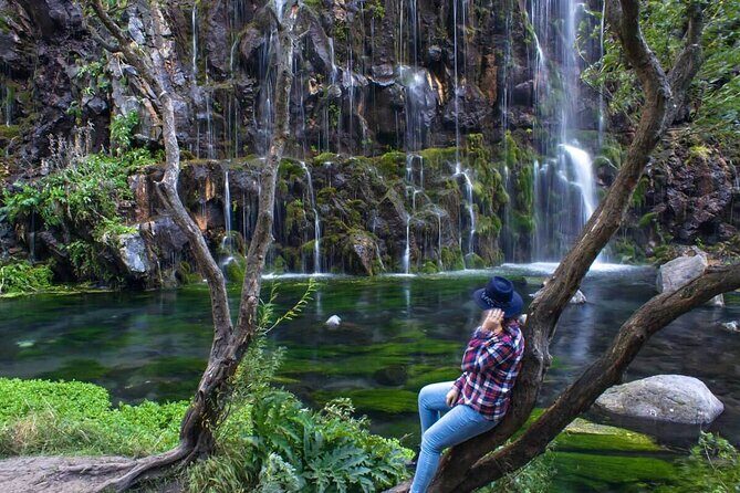 Dashbashi Canyon. The village of Asureti and Didgori monument. - Key Points