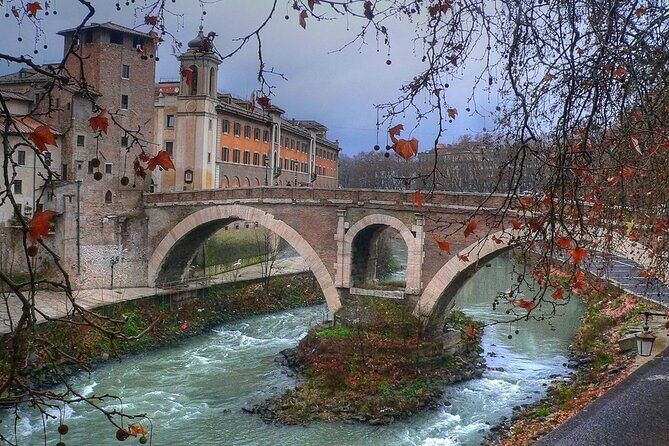 Day drinking in Rome & Scandalous Roman History - An In-Depth Look at the Tour Experience