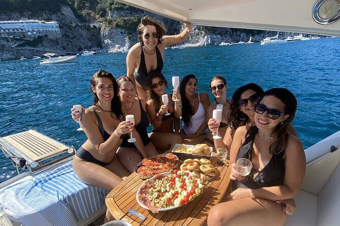 Day in Private Boat with Skipper from Salerno to Positano - FAQ Section