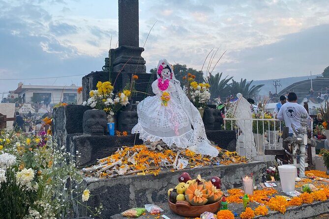 Day of the Dead Tour in Mixquic from Mexico City - Key Points
