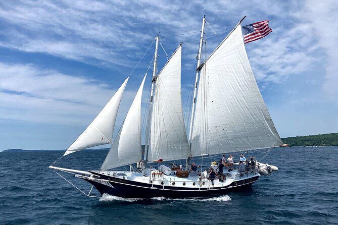 Day Sail from Traverse City with Food, Wine, & Cocktails - Setting the Scene: Why Choose a Sail in Traverse City?
