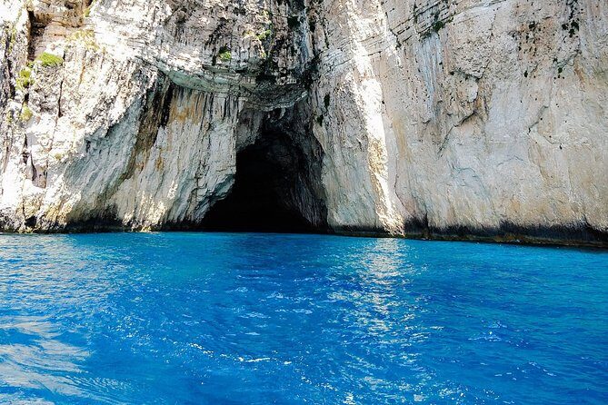 DAY TRIP - Exclusive Sailing Adventure - CORFU / PAXOS - Key Points