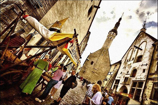 Day trip from Helsinki to Tallinn. Ferry included - Key Points