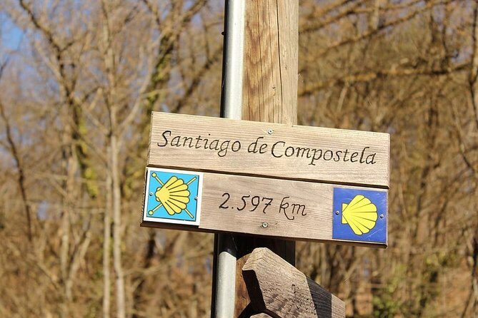 Day Trip from Porto to Santiago de Compostela and Valença - Frequently Asked Questions