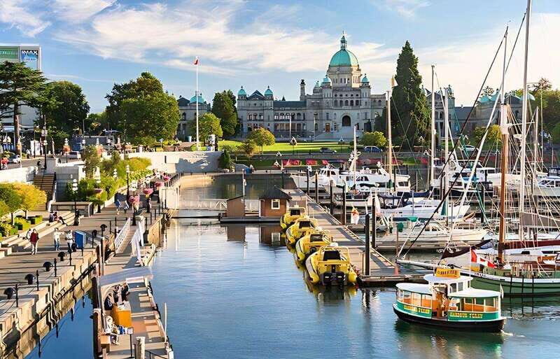 Day Trip from Vancouver to Victoria and Butchart Gardens - FAQs