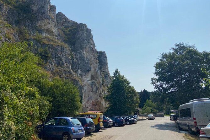 Day Trip to Bulgaria and Veliko Tarnovo from Bucharest - Explore Bulgaria in a Day: Veliko Tarnovo and More from Bucharest